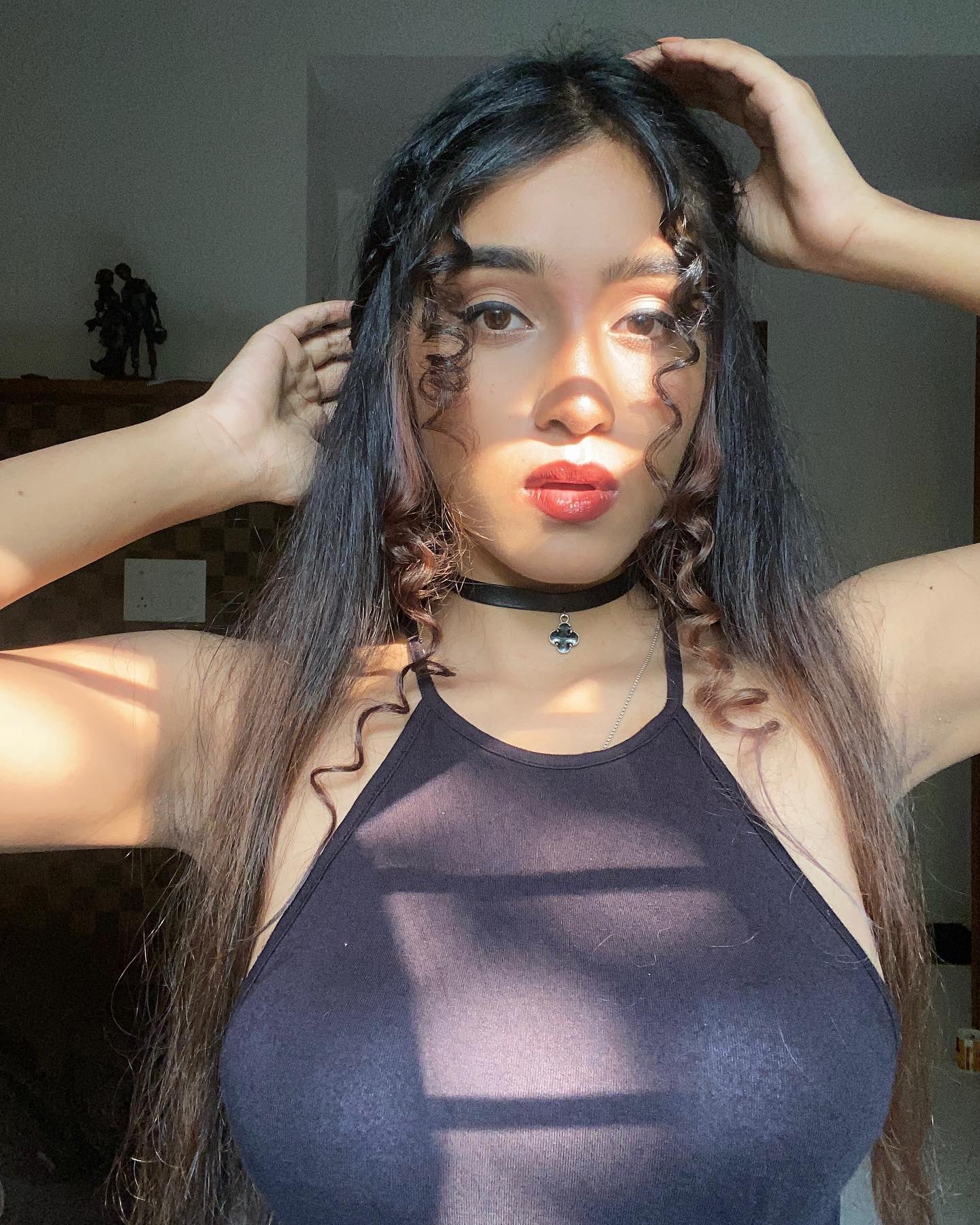 Dark armpits | Scrolller