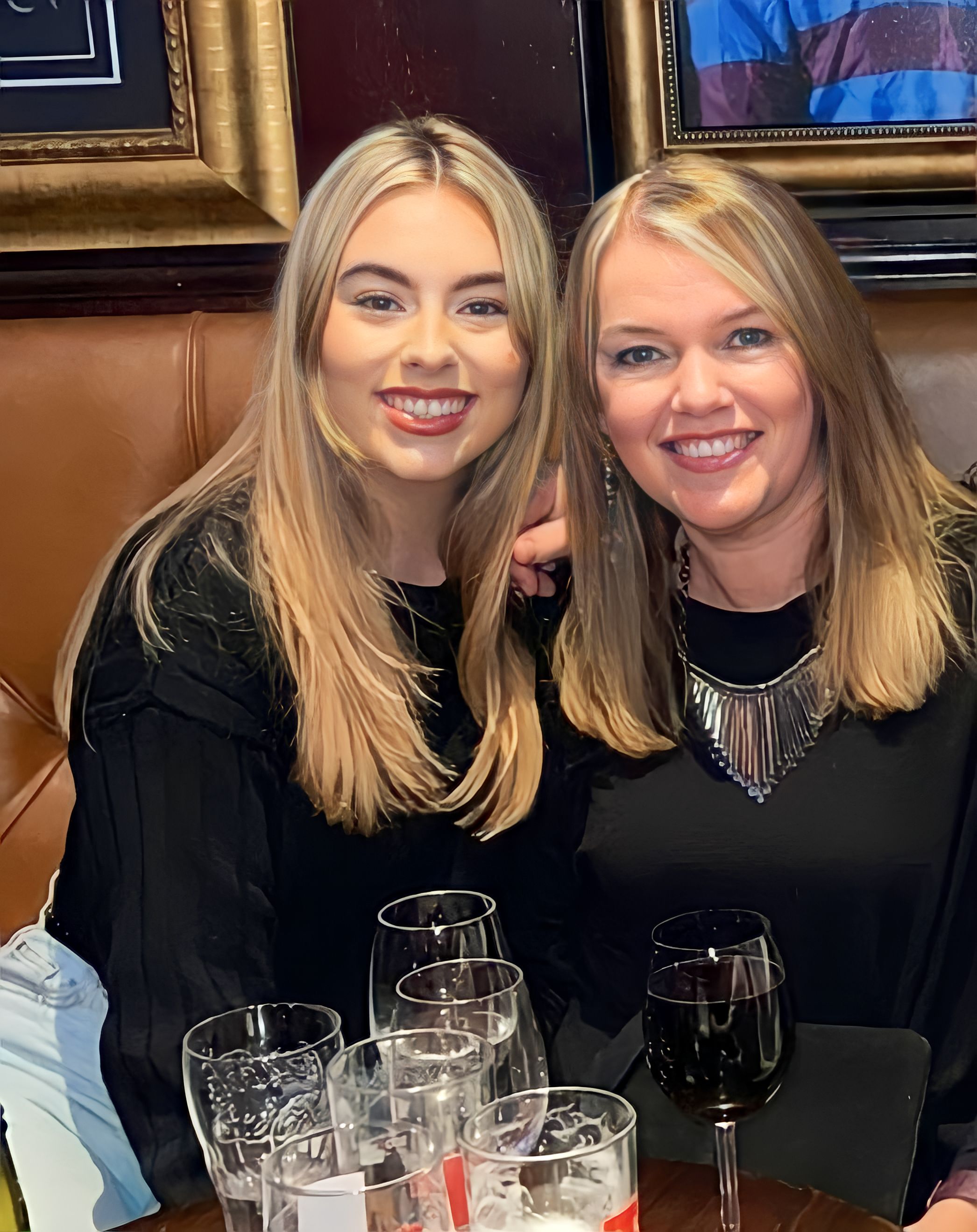 Daughter Or Her Mother Scrolller