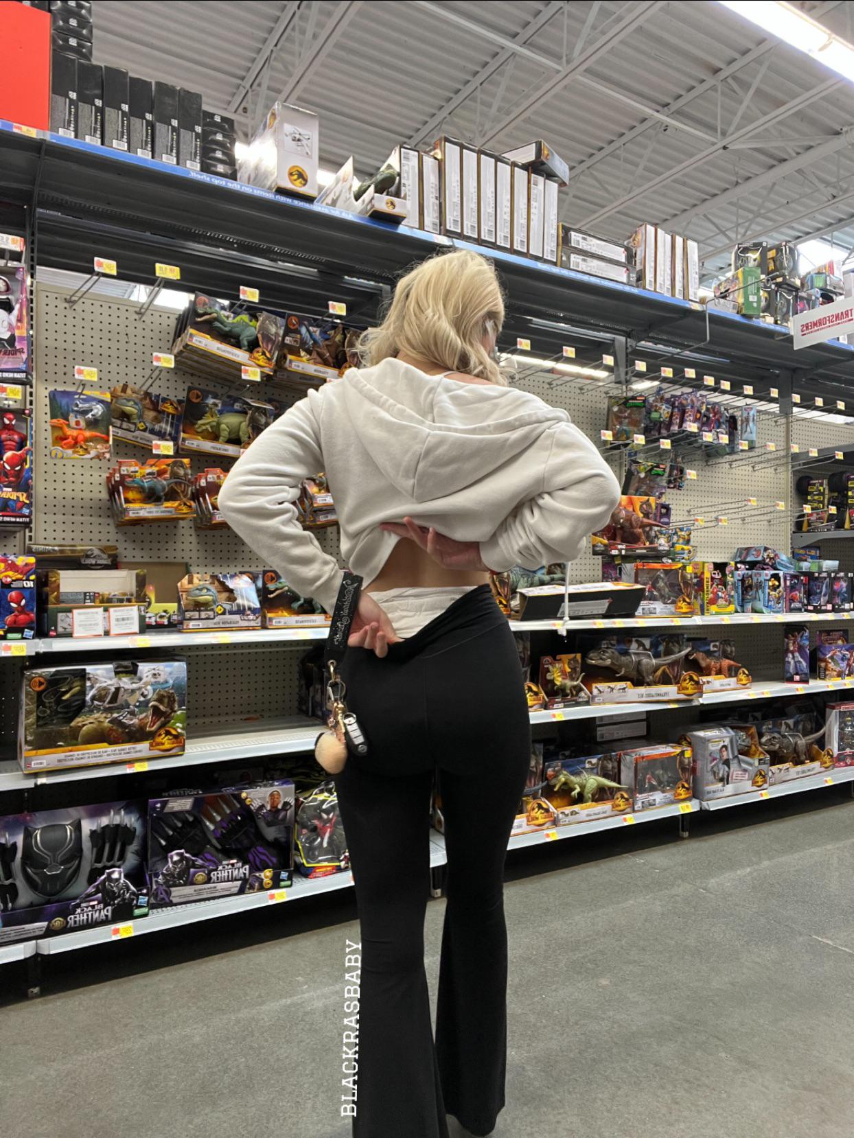 diapered walmart adventures😋 | Scrolller