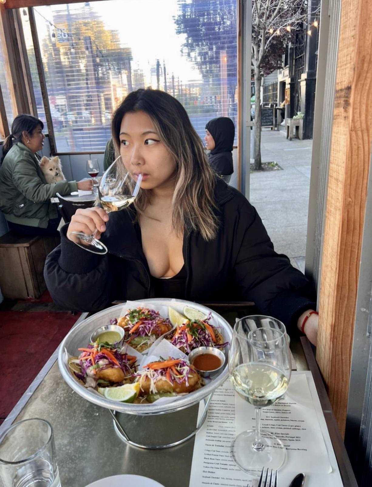 Dinner with a view | Scrolller