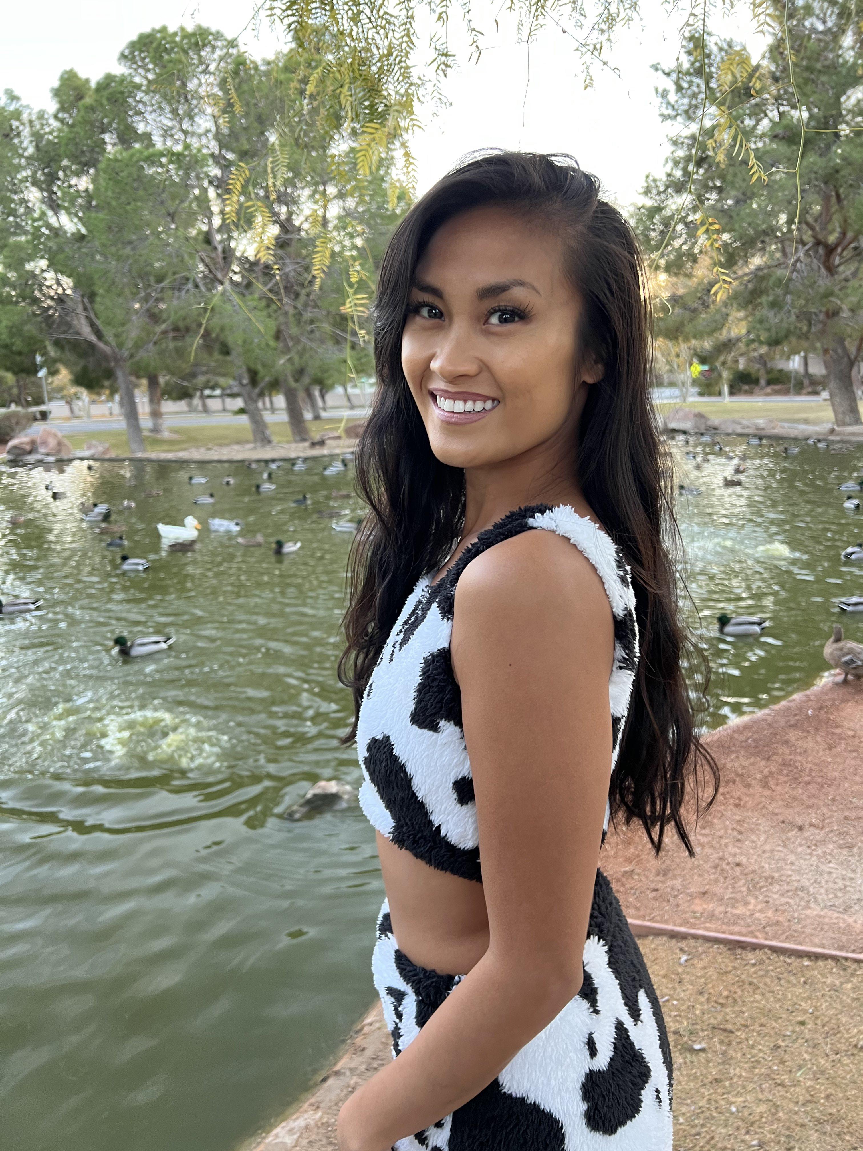 Who wants Asian naughty girl here?💦😈 | Scrolller