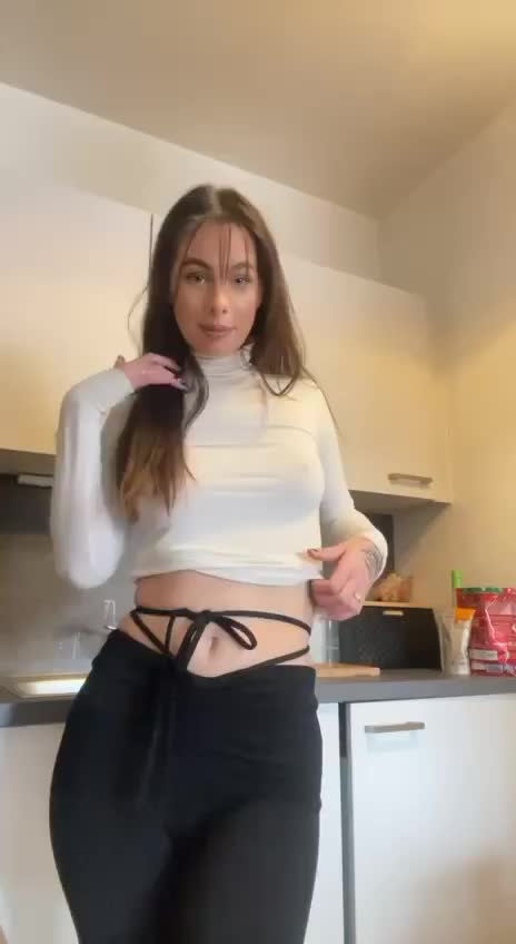 do i get anyone just a little bit excited? | Scrolller