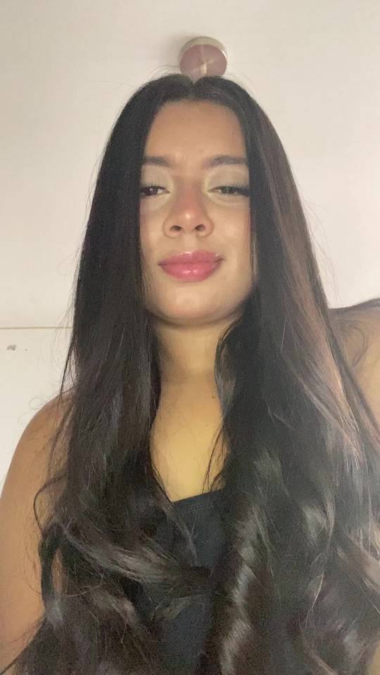 Do men here appreciate small boobs like mine | Scrolller