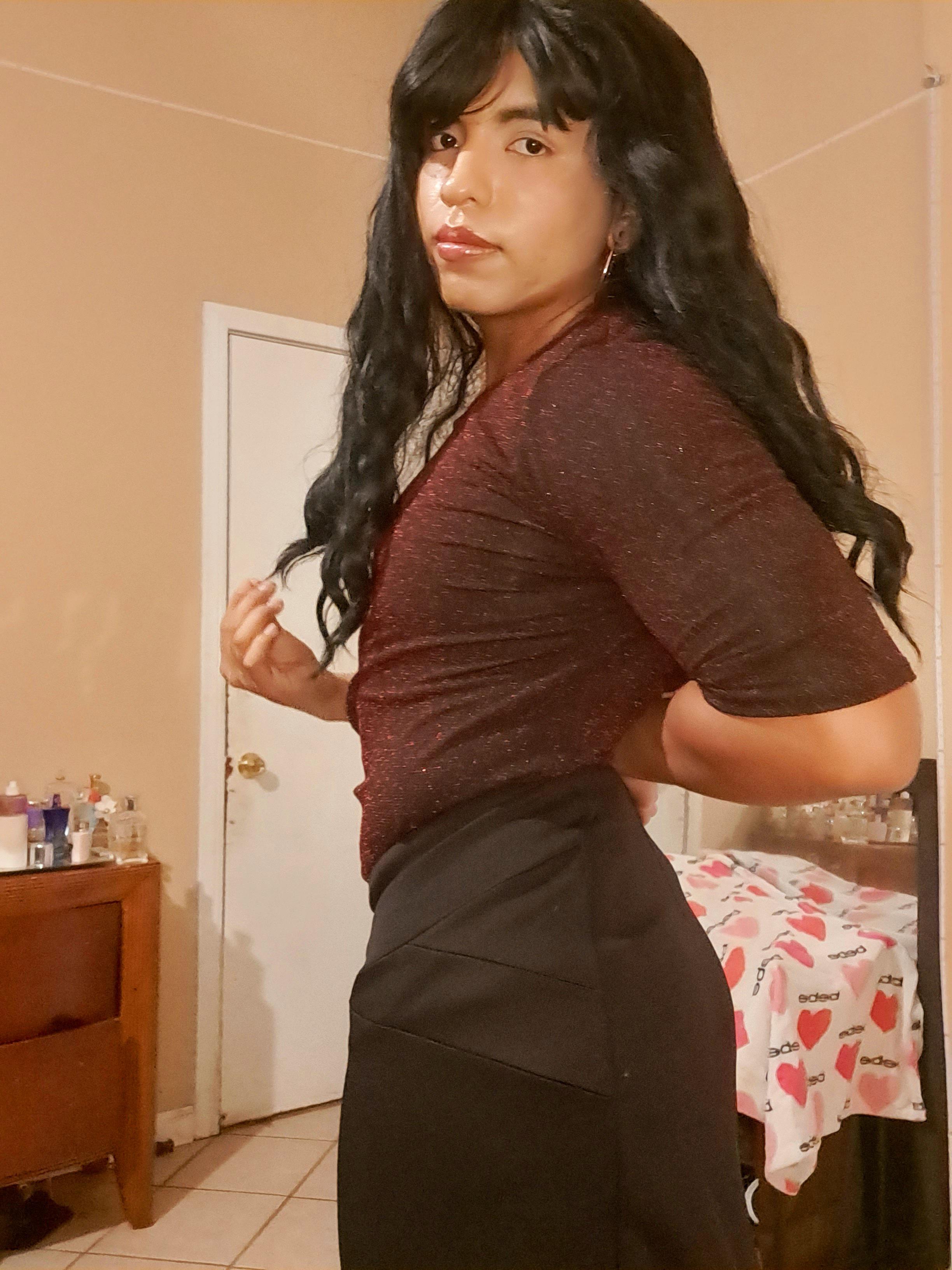 Do u think im cute 🥺? | Scrolller