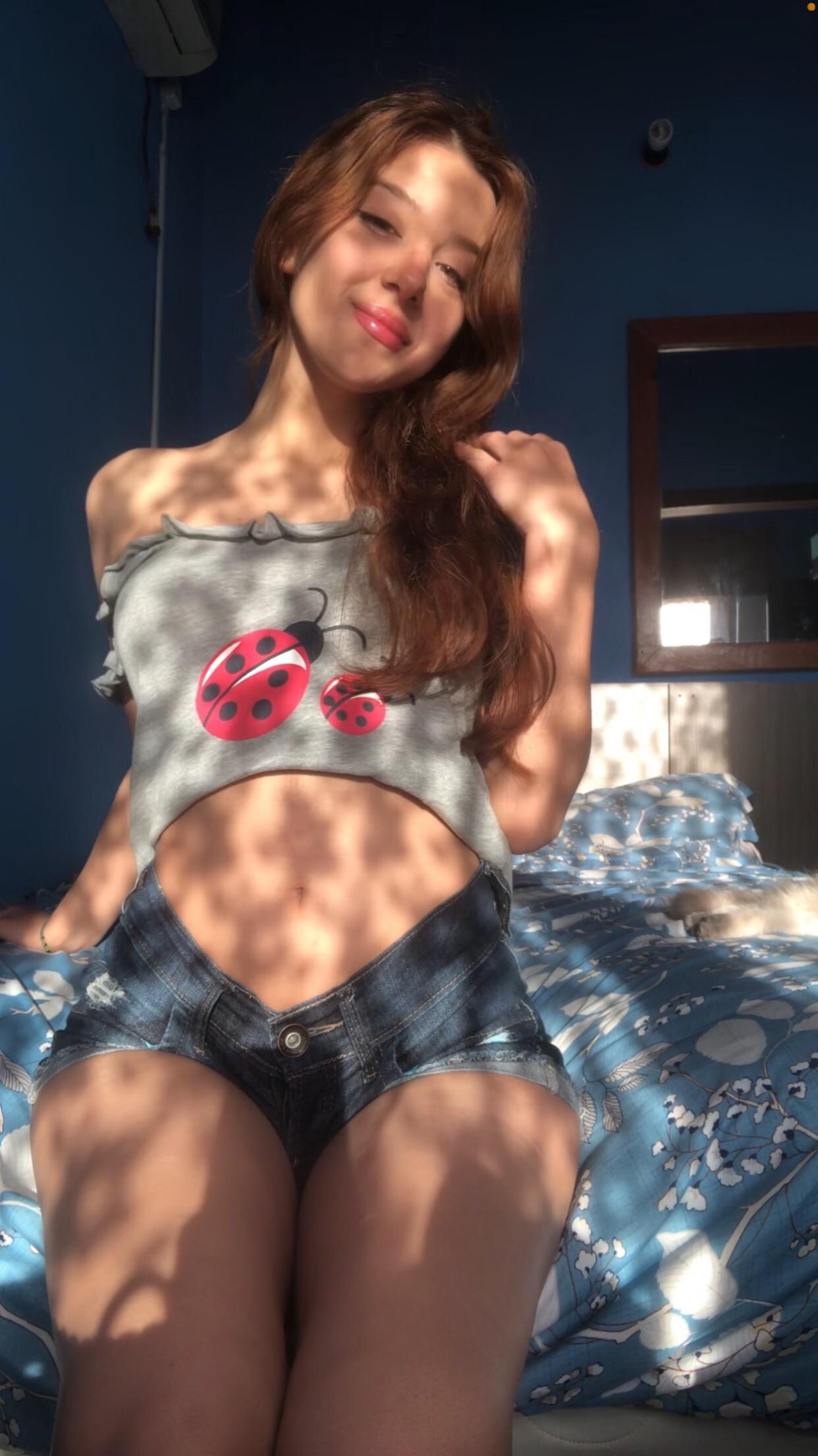 do we agree that bellies are one of the best parts to kiss of a woman? | Scrolller