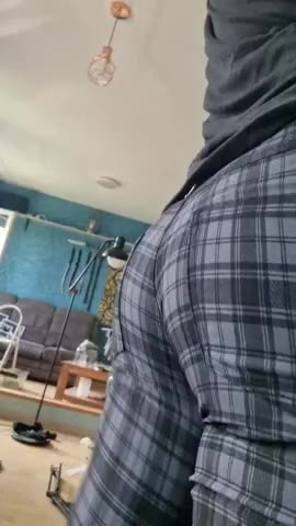 do you guys like my new pants? | Scrolller