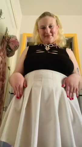 do you have a place for me to sit? | Scrolller