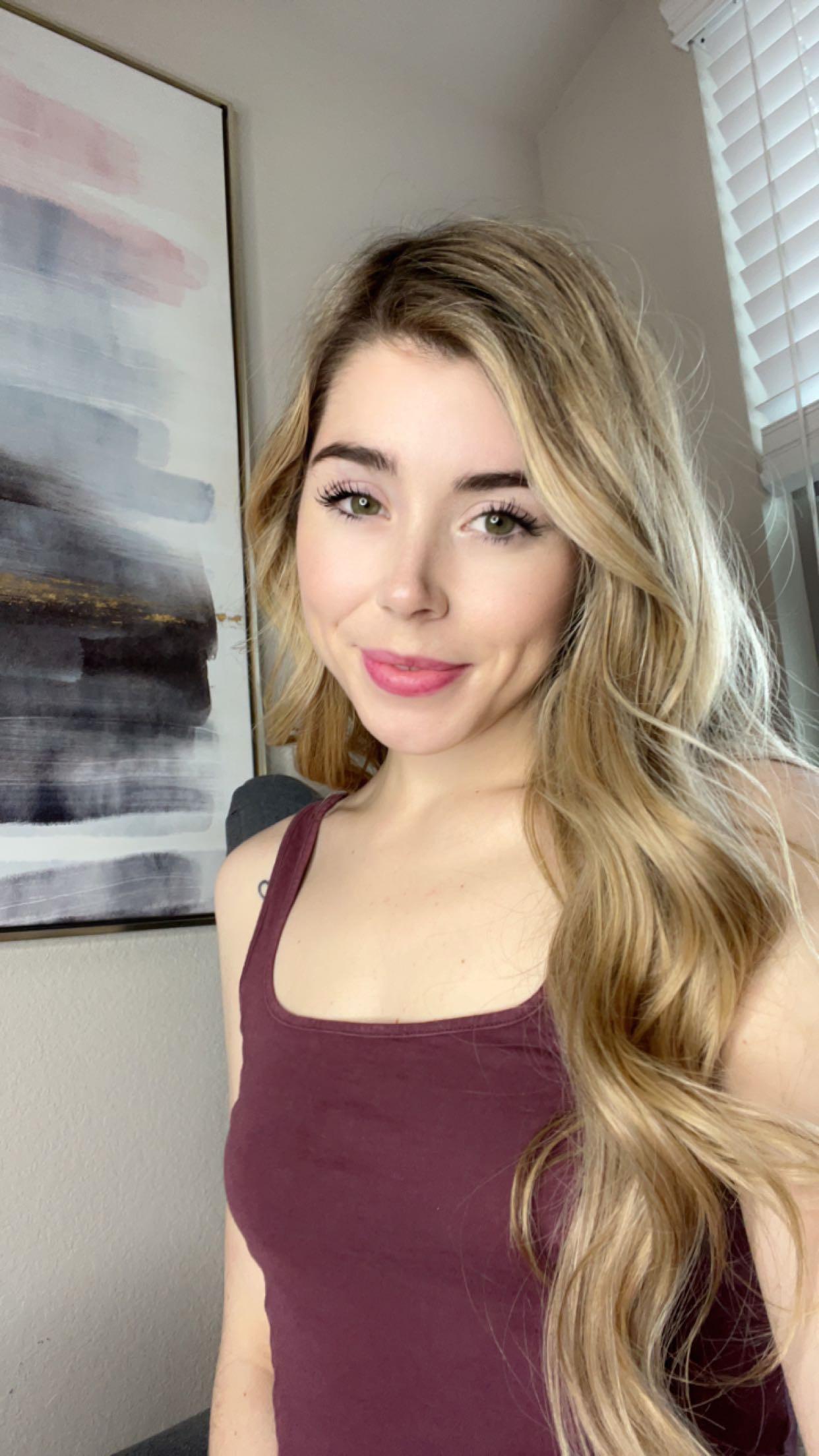 do you like dimples? | Scrolller