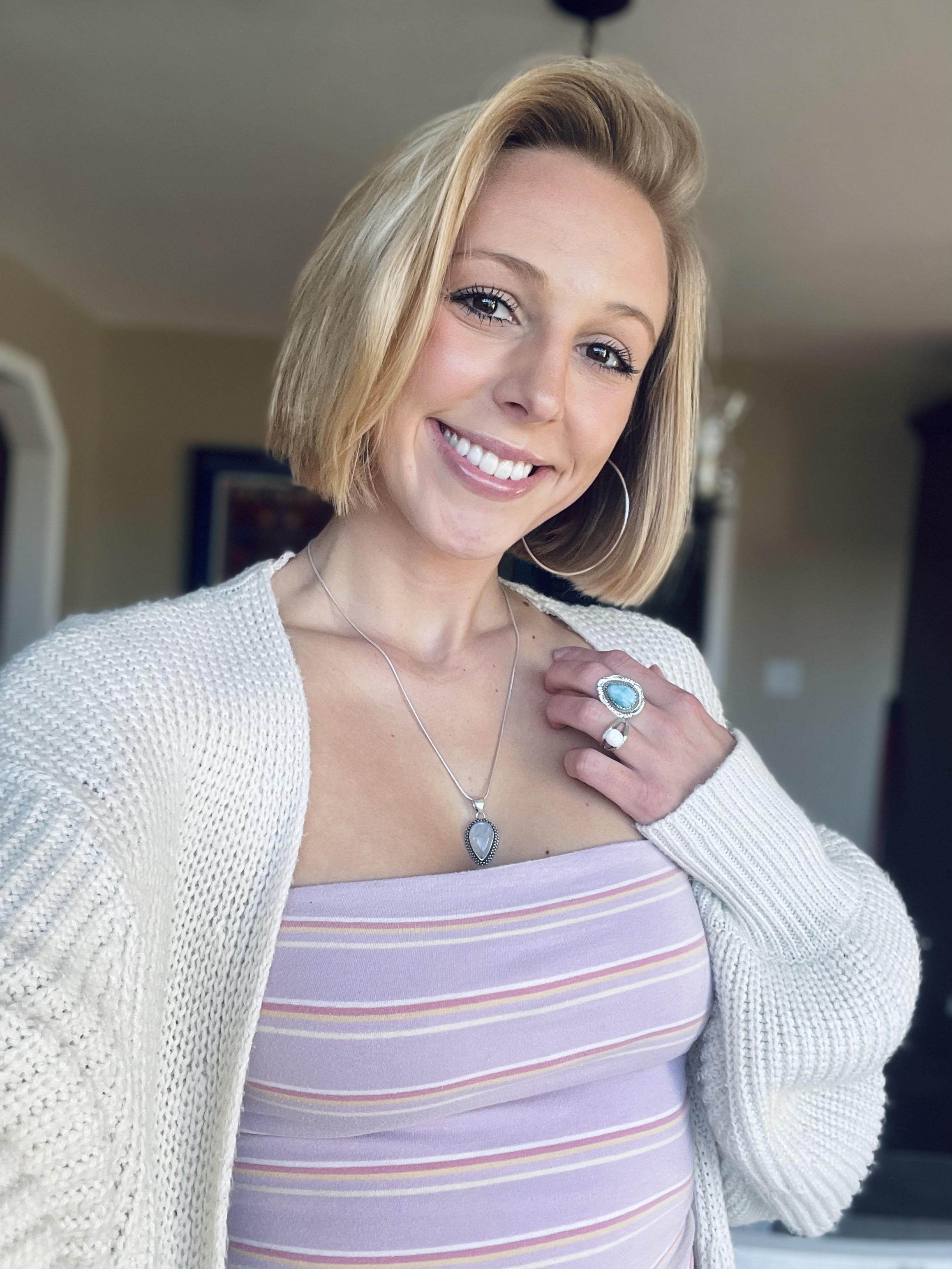 Do you like fucking with girls with short hair?? Colorado | Scrolller
