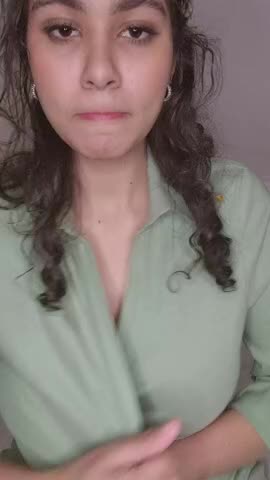 Do you like what's under? | Scrolller