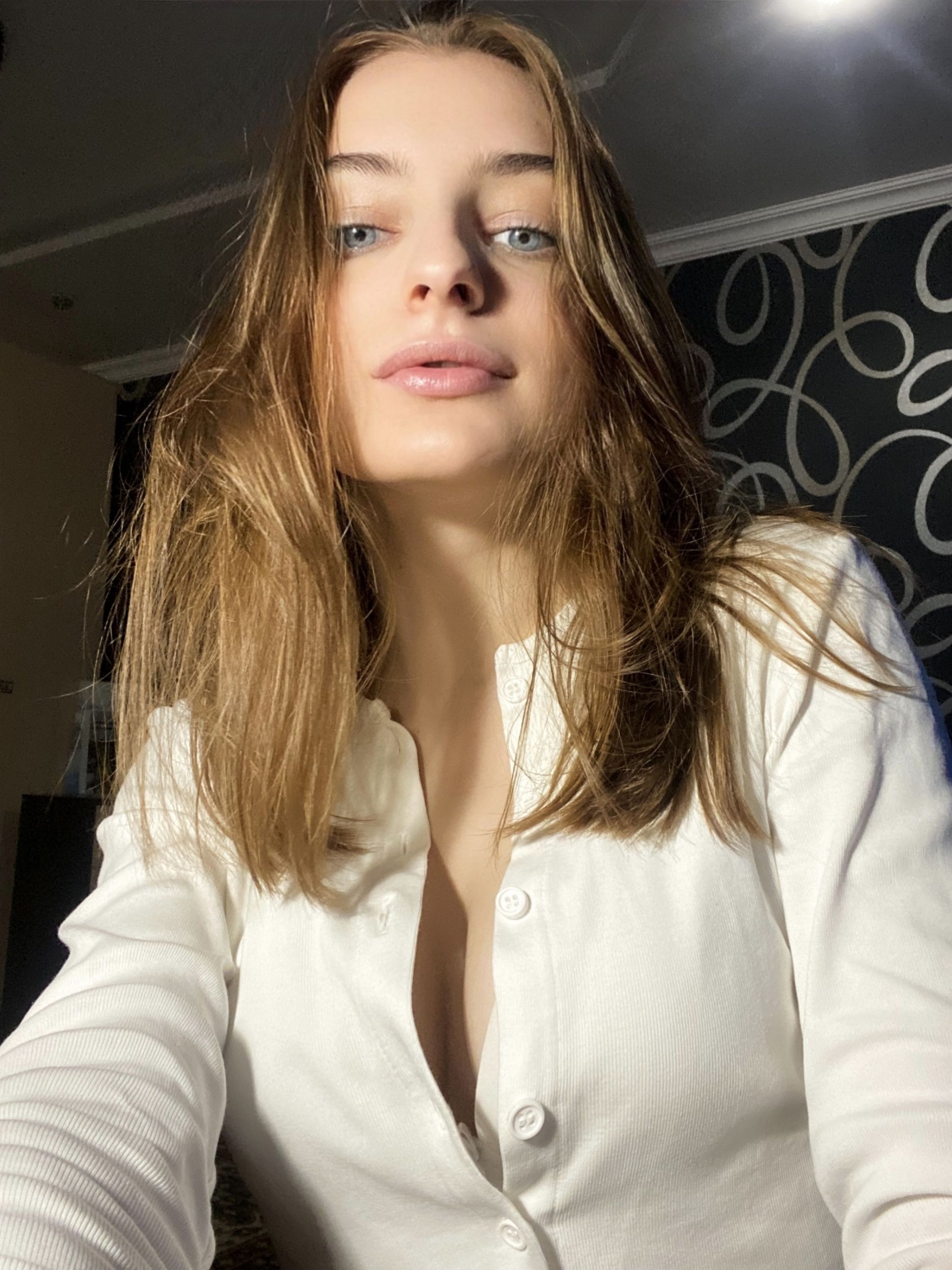 Do you want to touch | Scrolller