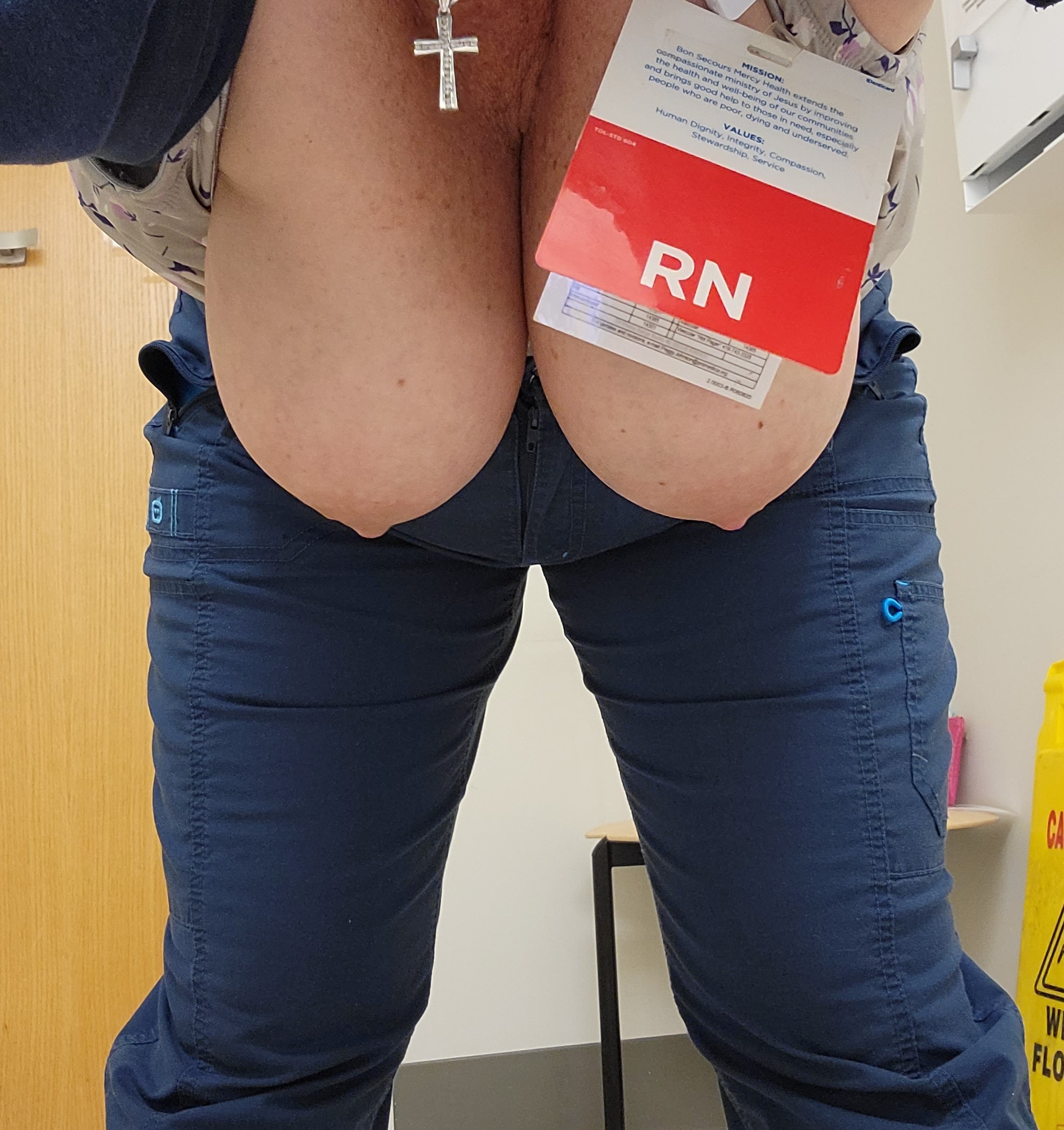 Does anyone want to play Doctor???? | Scrolller