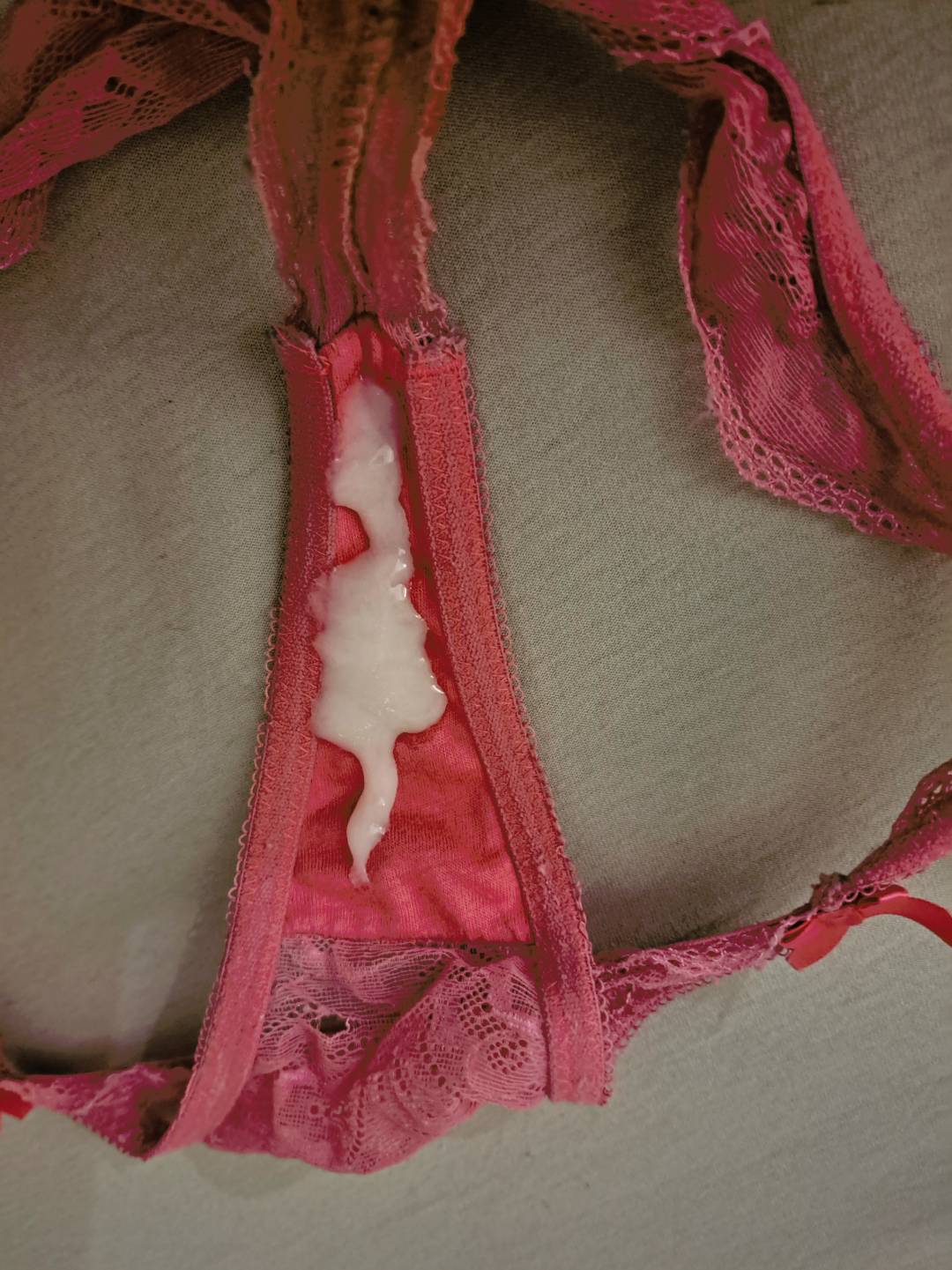 Doing my friends laundry | Scrolller