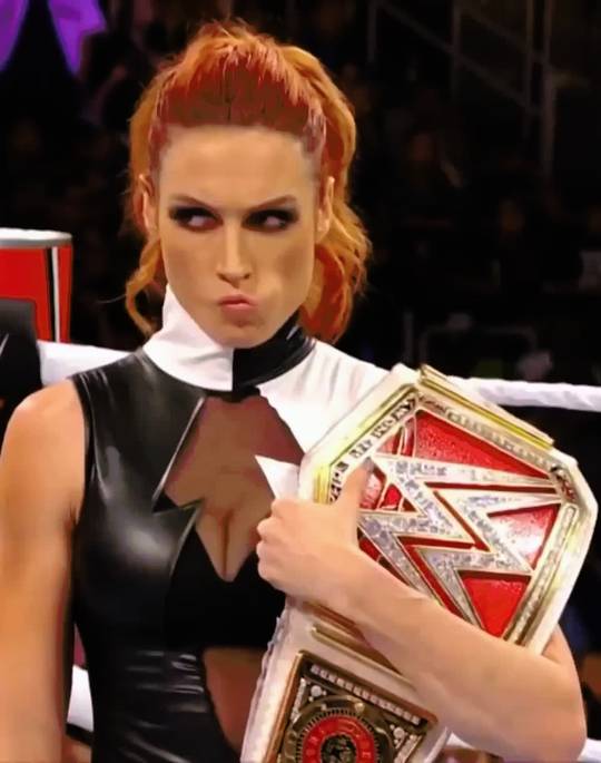 Dominant Look | Scrolller