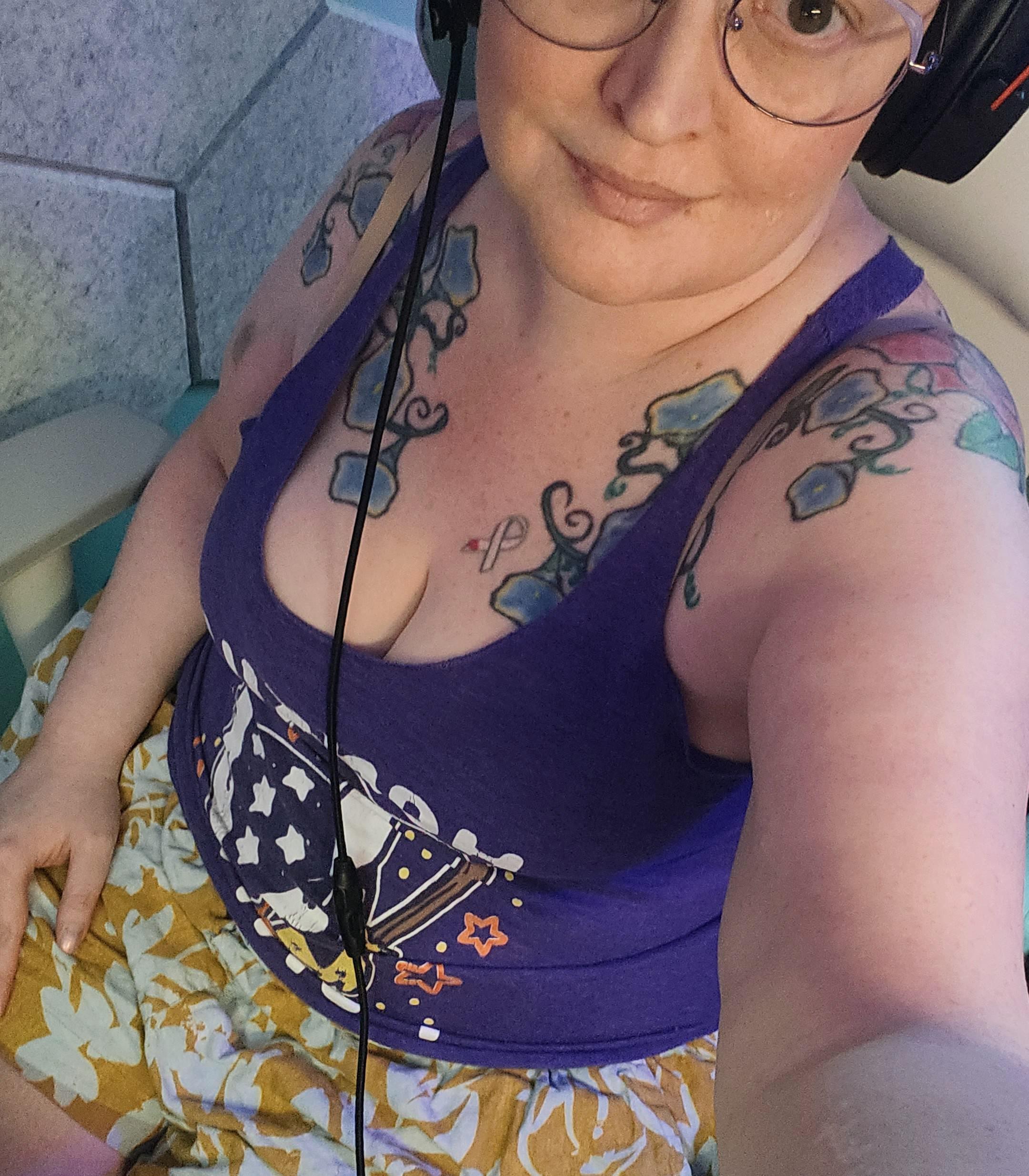 Dommy want more gamer boi friends | Scrolller