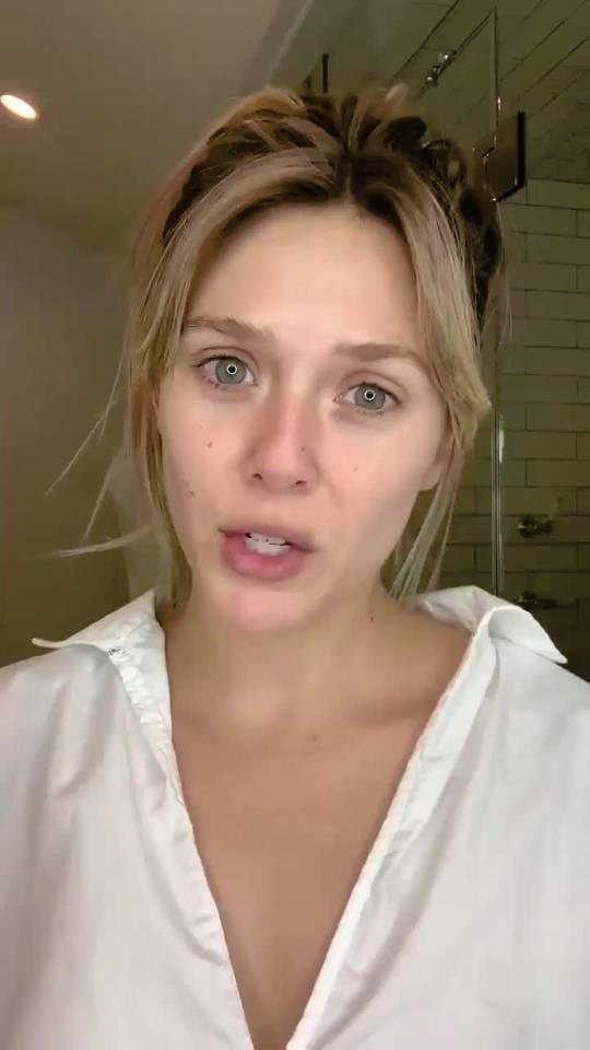 Elizabeth Olsen is prettier without makeup on | Scrolller
