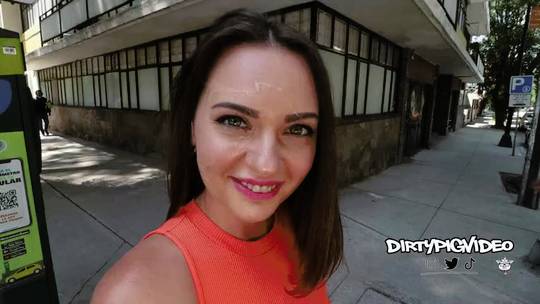 Emily Thorne - Mexico City Cumwalk | Scrolller