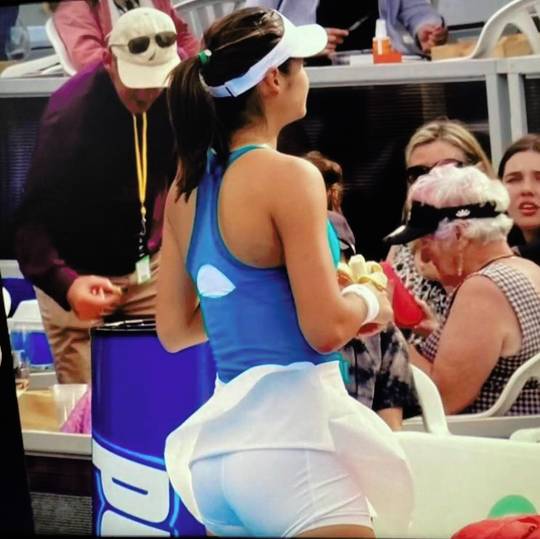 Emma Raducanu, Tennis | Scrolller