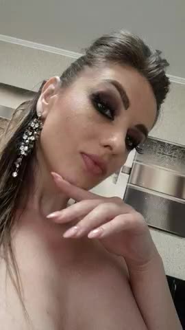 Fancy some chains? | Scrolller