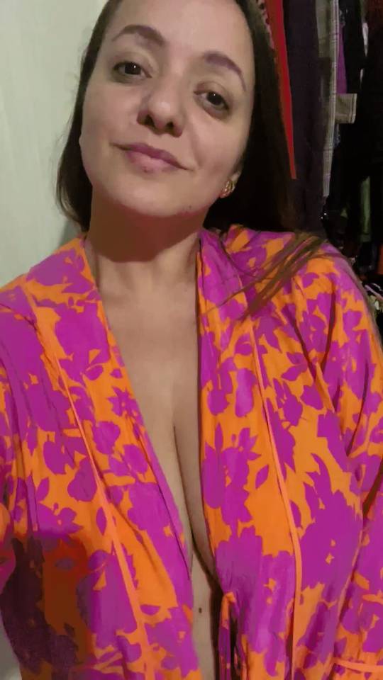 the gown hides how big they really are | Scrolller