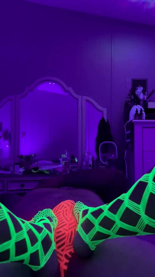 Feeling Amazing | Scrolller