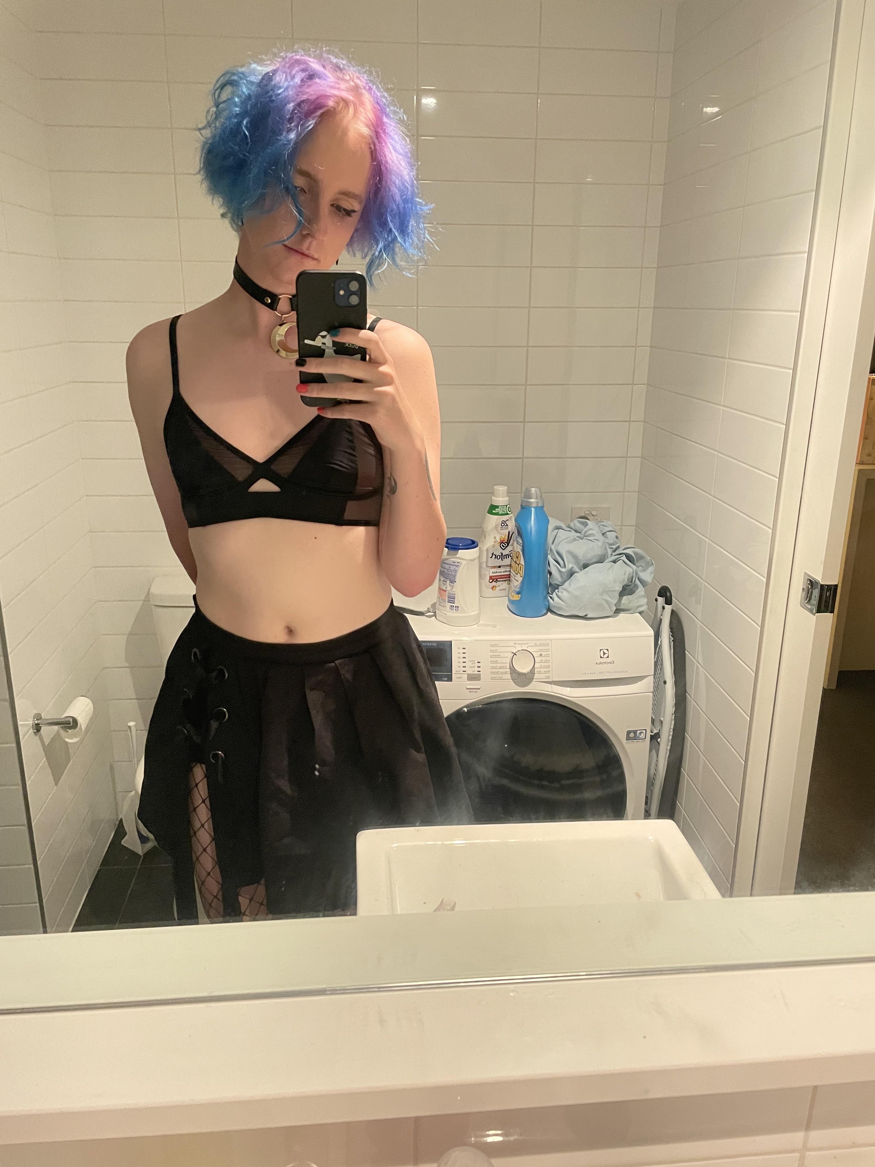 First night going clubbing in fem | Scrolller