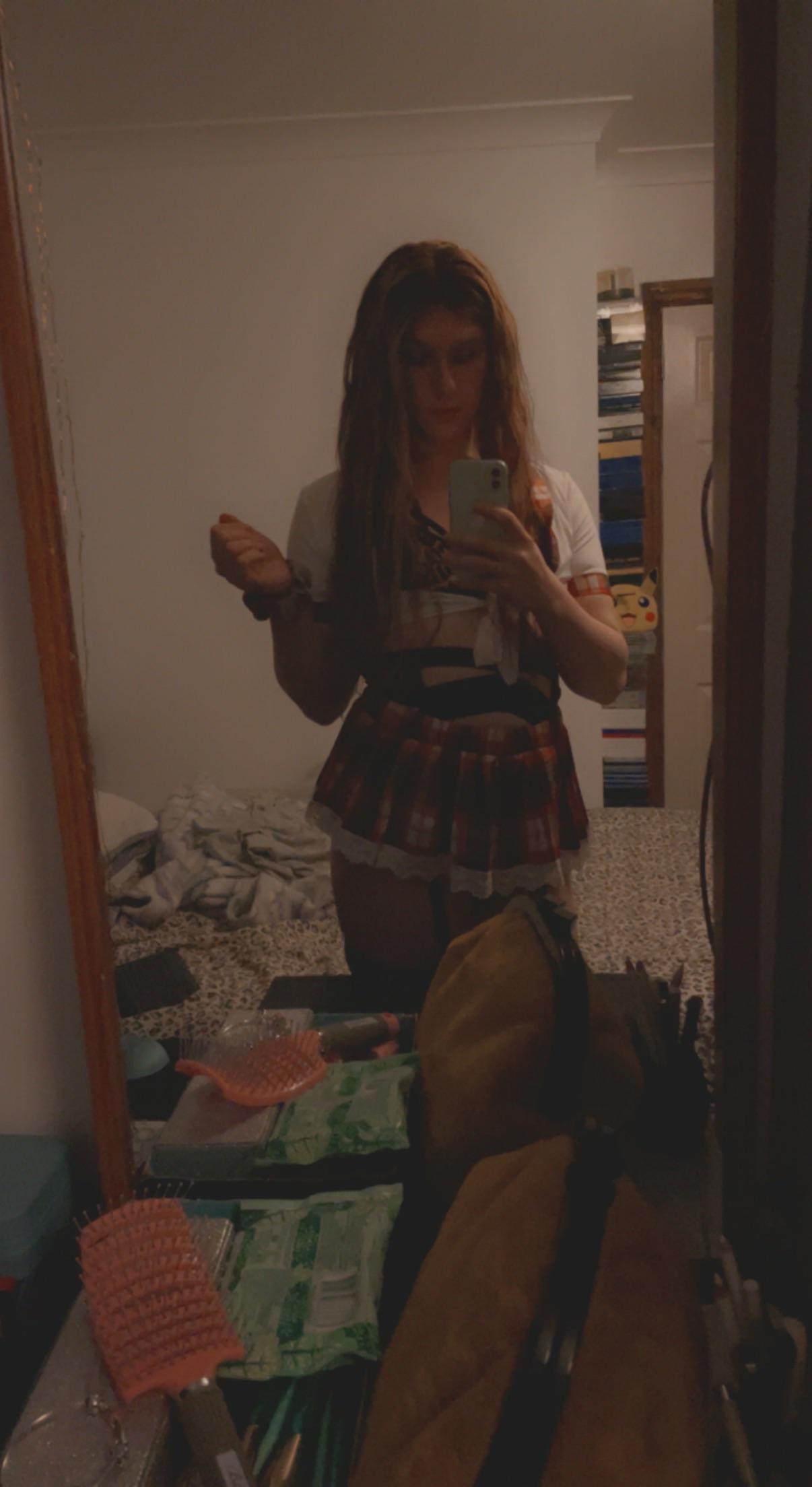 First post here, umm hii🙈 | Scrolller First post here, umm hii🙈 | Scrolller