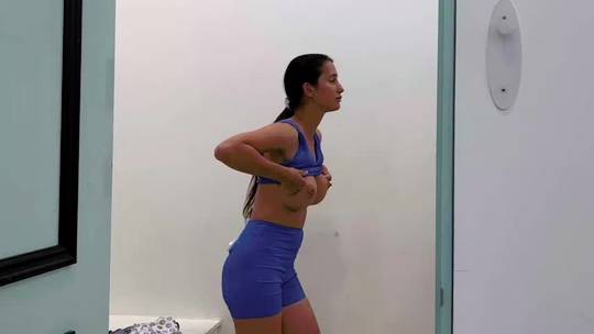 Fitting Room!!! | Scrolller