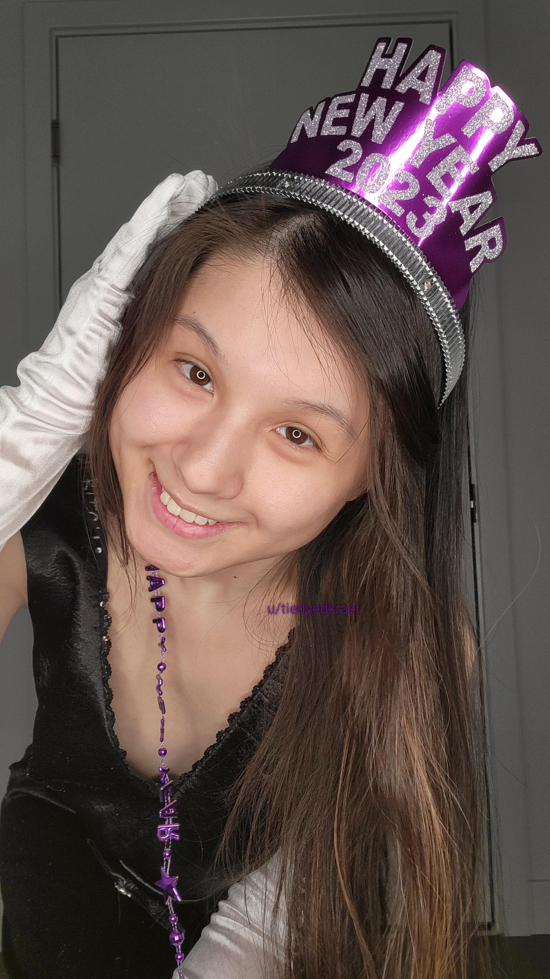 flat boobs, but multi dimensional personality | Scrolller