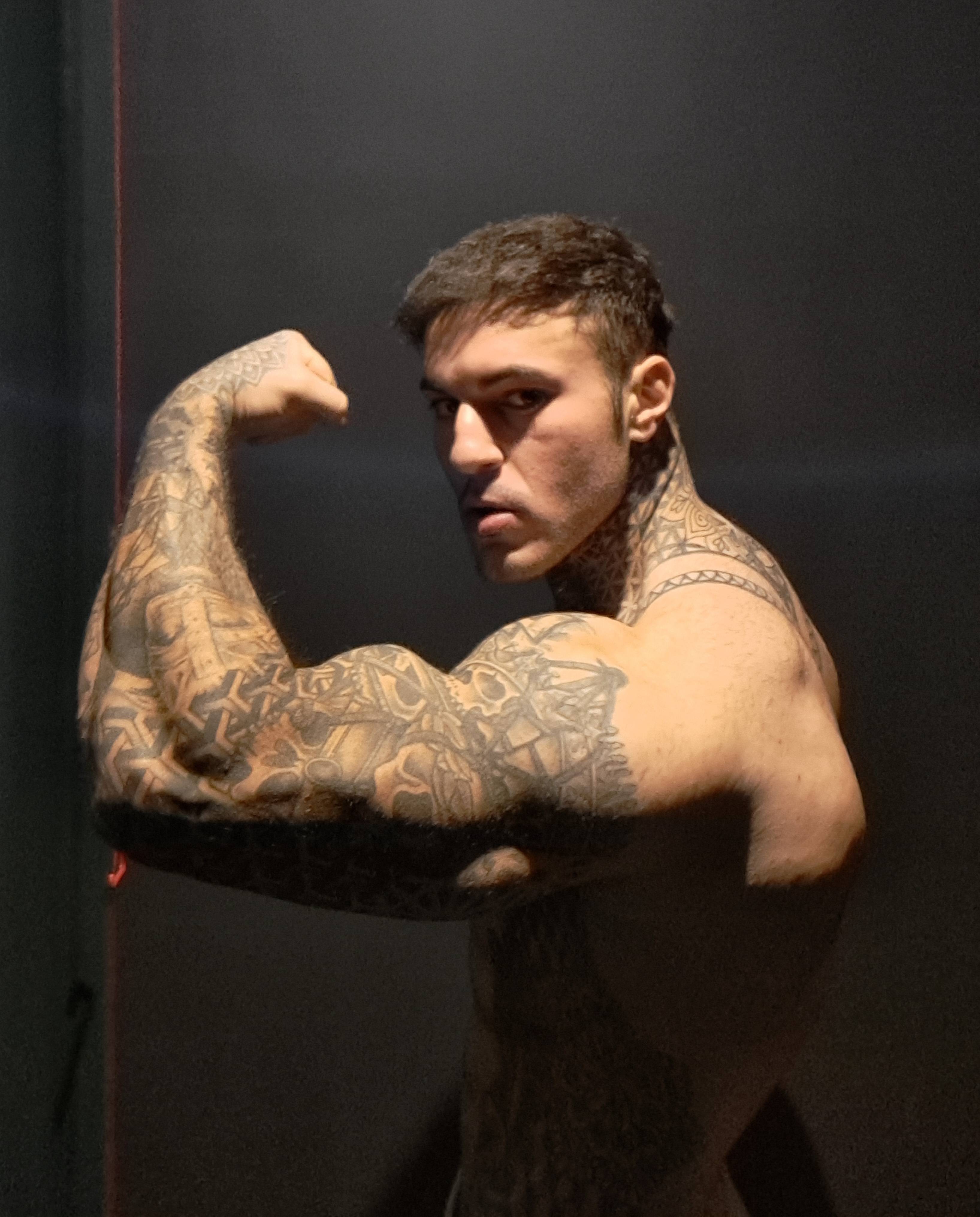 Forearms on fire ;) | Scrolller