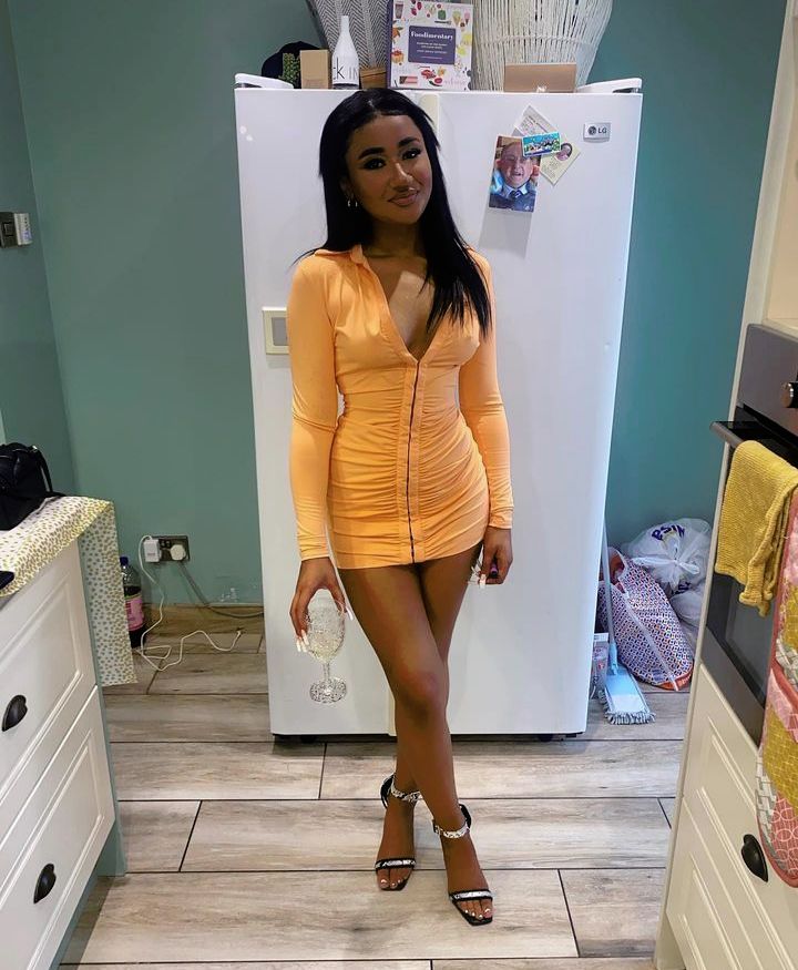 Francesca | Scrolller