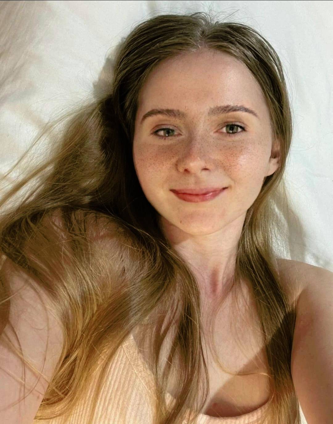 Free compliments sound fun | Scrolller