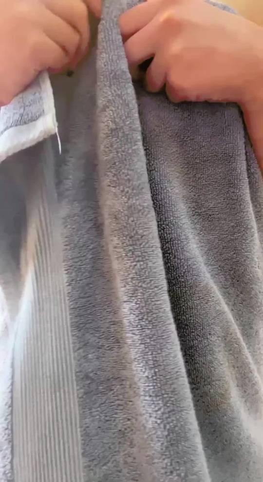 Secretly recording this in the bathroom for you.. | Scrolller