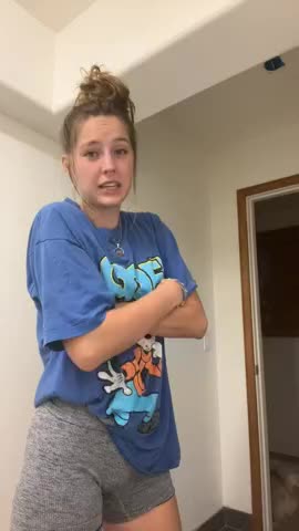 from her main | Scrolller