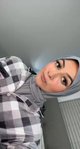 From innocent hijabi to cock loving hoejabi 😈 | Scrolller