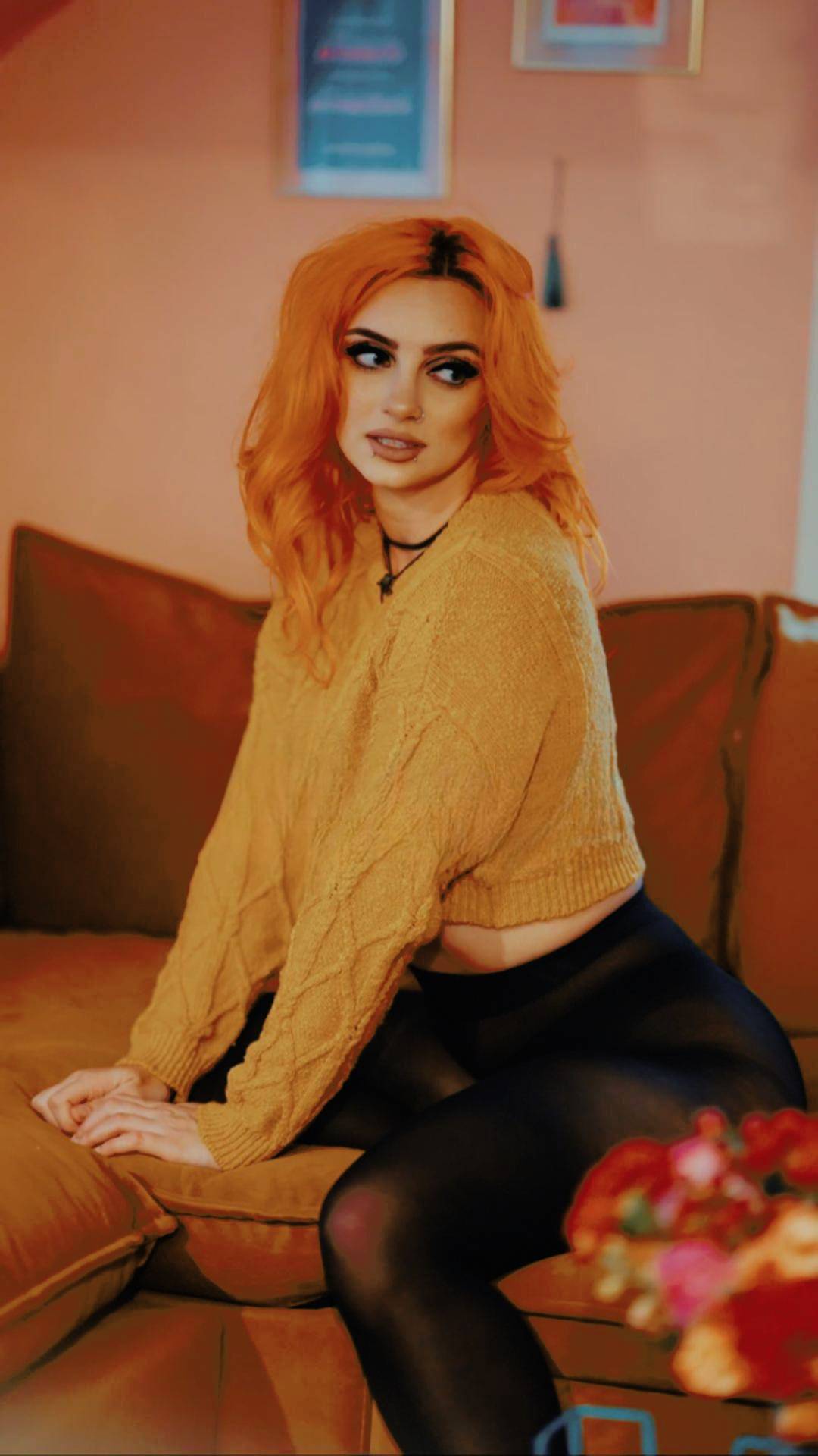 Gigi Dolin | Scrolller