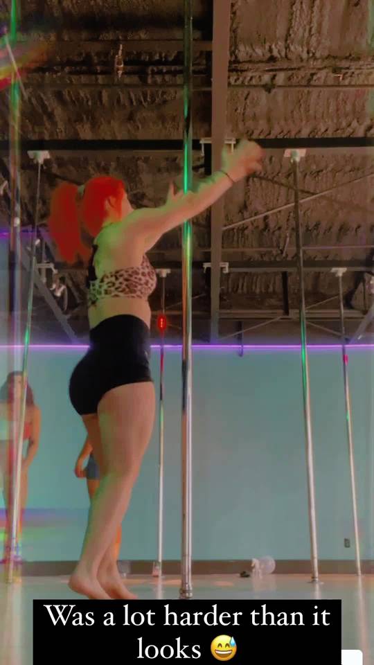 Gigi showing off her skills | Scrolller