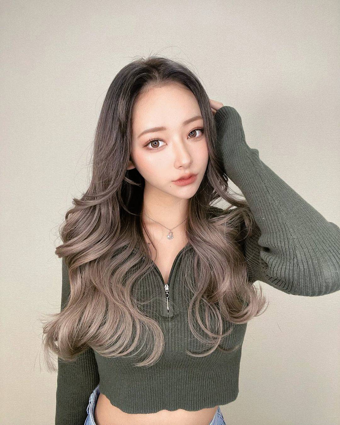 Girl from Ageha | Scrolller