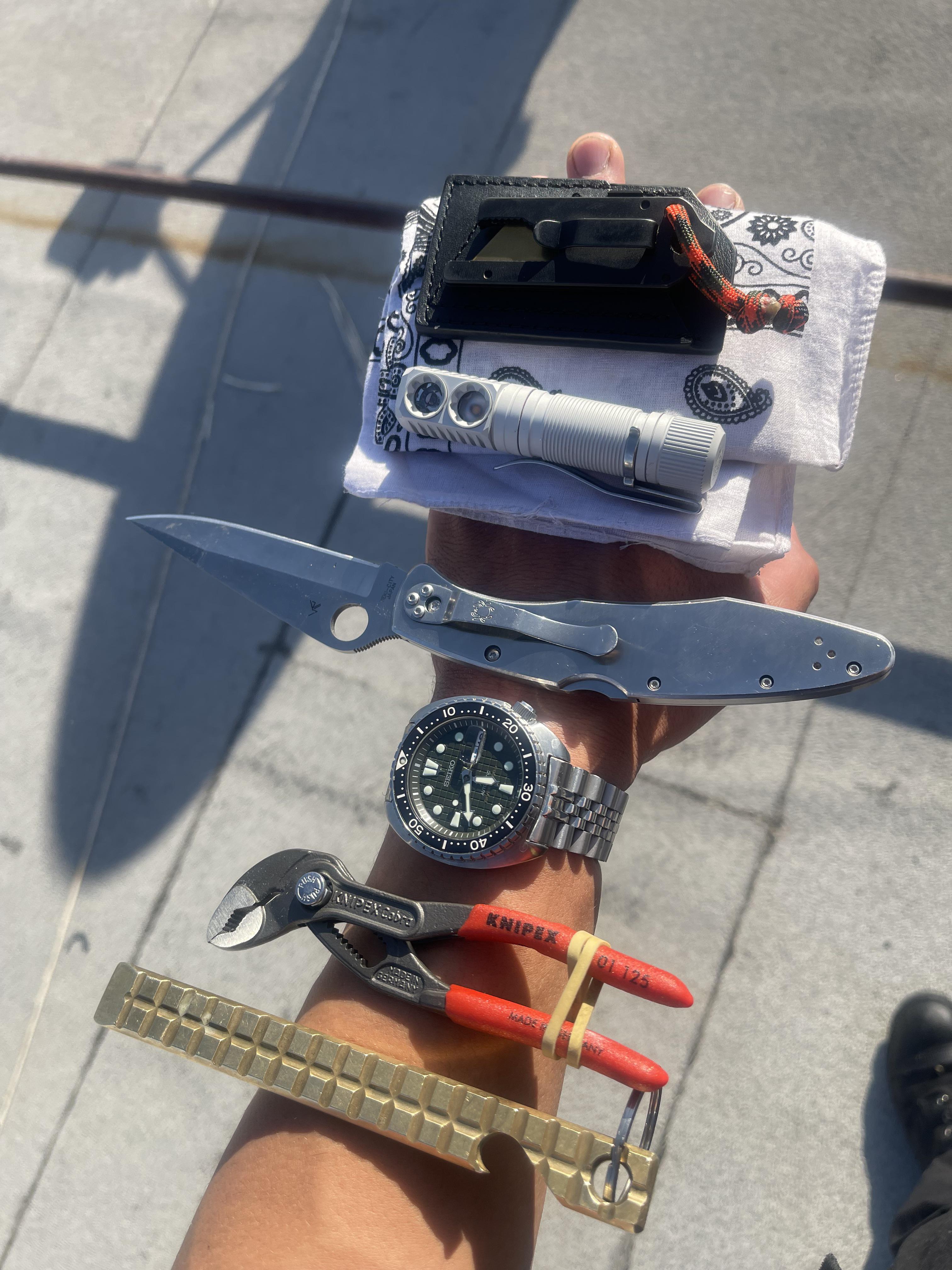 Golden hour or Golden shower? | Scrolller