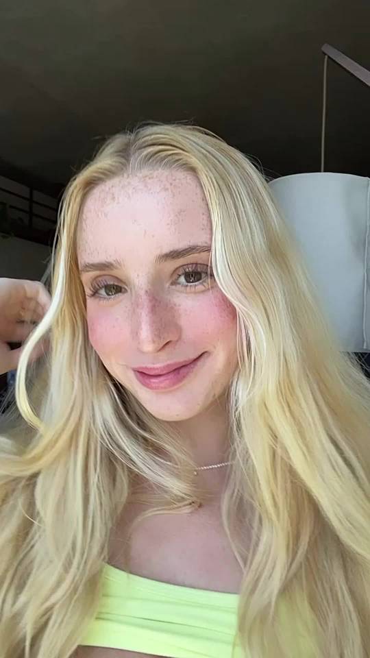 Good job, here's your trophy | Scrolller