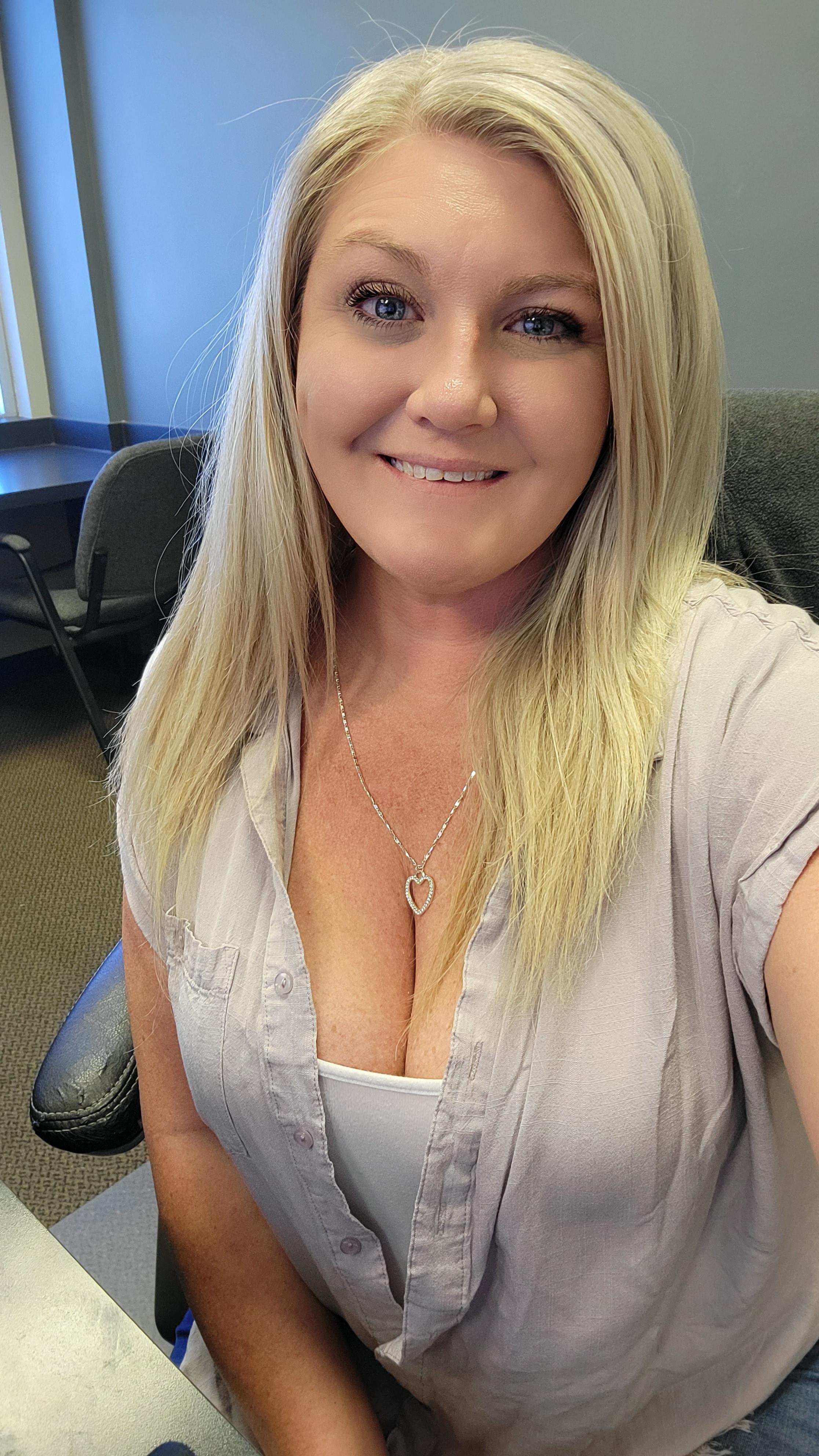 Good morning from the office! | Scrolller