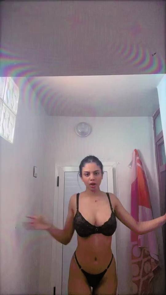 I might be thick but I’m still sexy baby | Scrolller