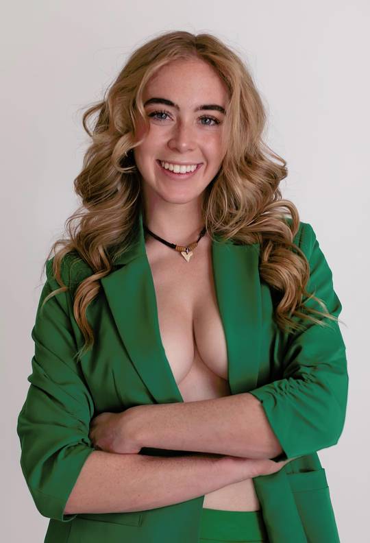 Grace Charis | Scrolller