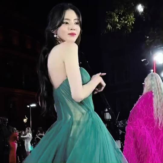 Ha SoHee Transparent ? | Scrolller