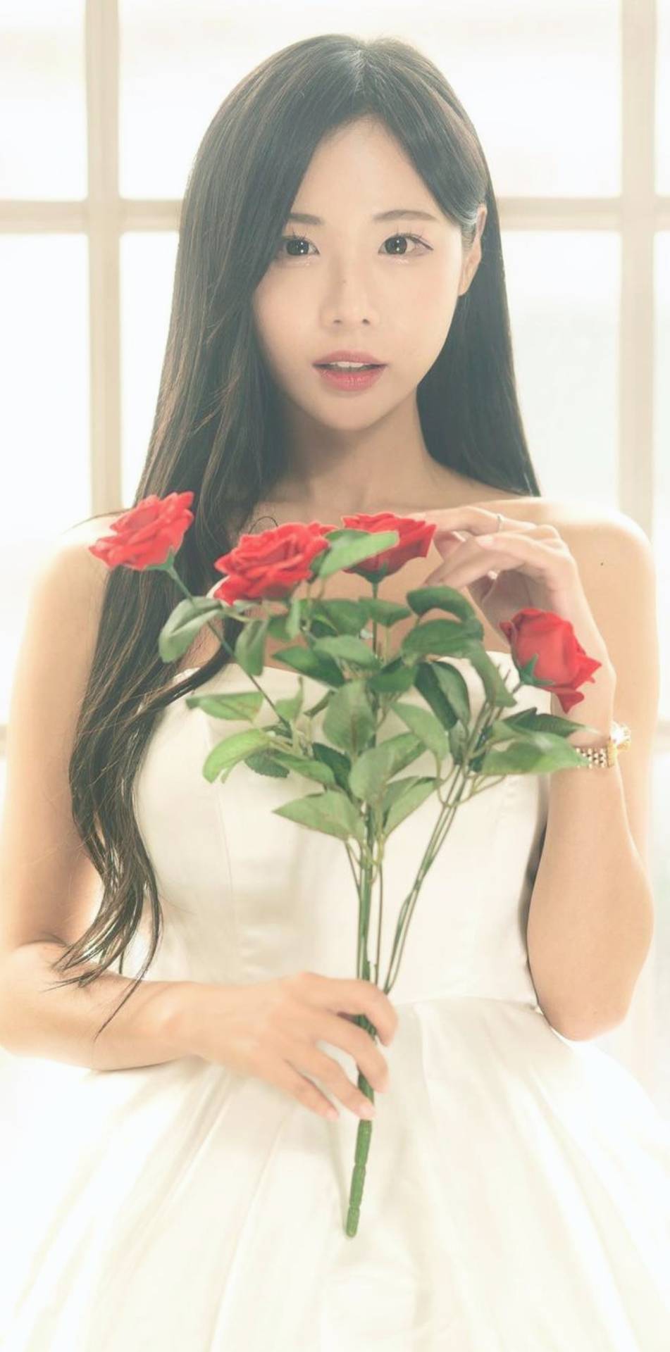 🕊👸🏻 Habin: Icon of Divine Femininity 🌹🦋 | Scrolller