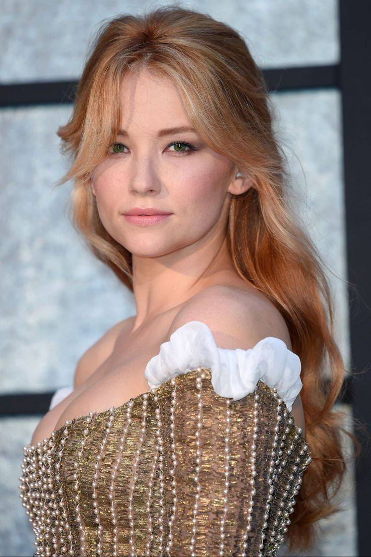 Haley Bennett | Scrolller