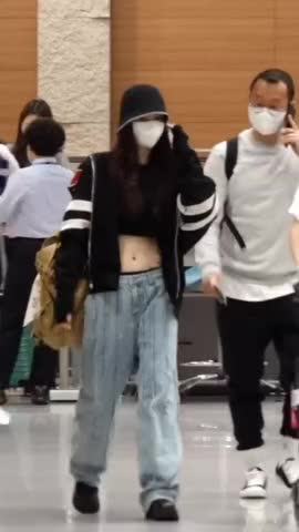 Han So-hee | Scrolller