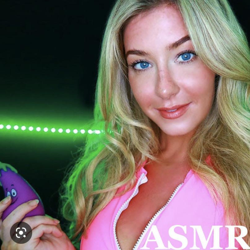 Handling a 🍆 | Scrolller