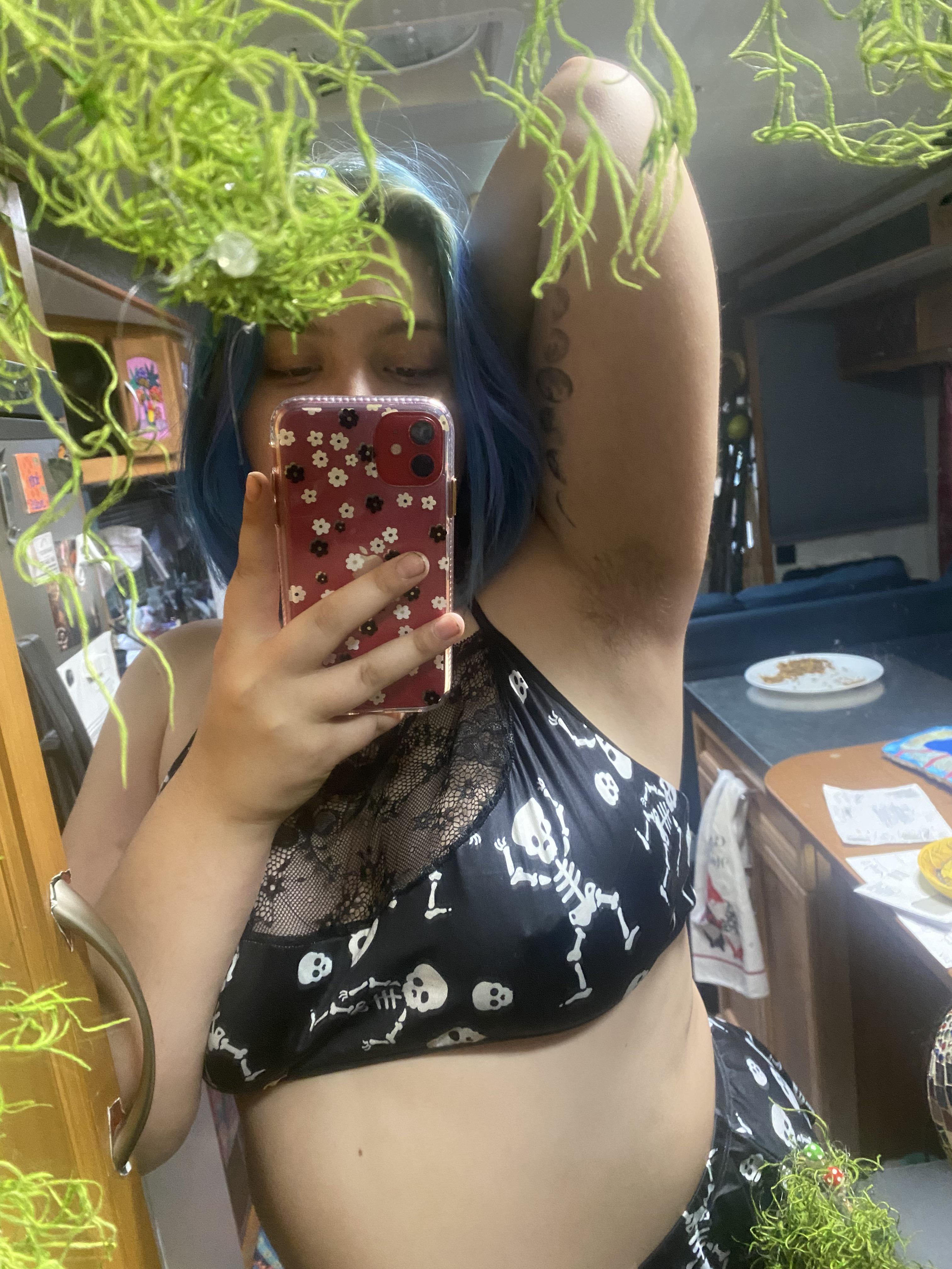 Happy Friday | Scrolller