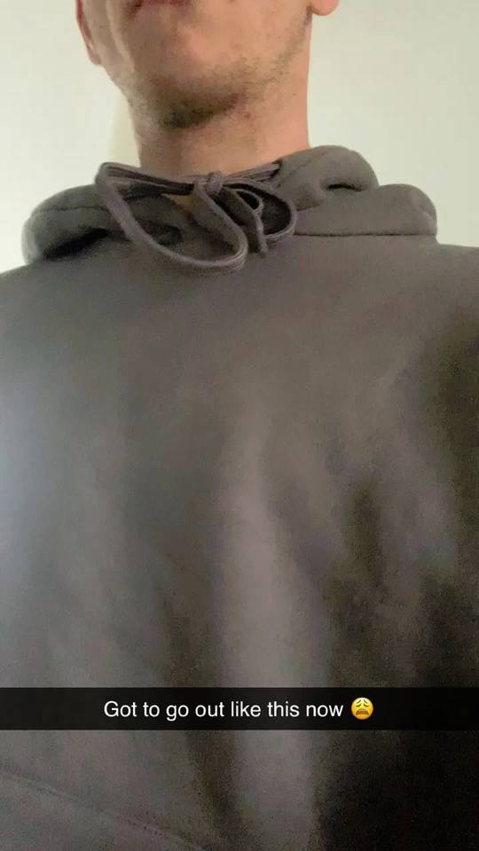 Hard to hide… | Scrolller